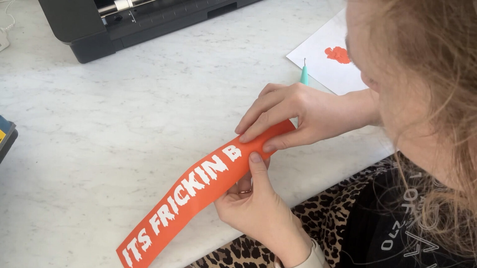 Paint with Bleach Using a Stencil - PRACTICAL & PRETTY