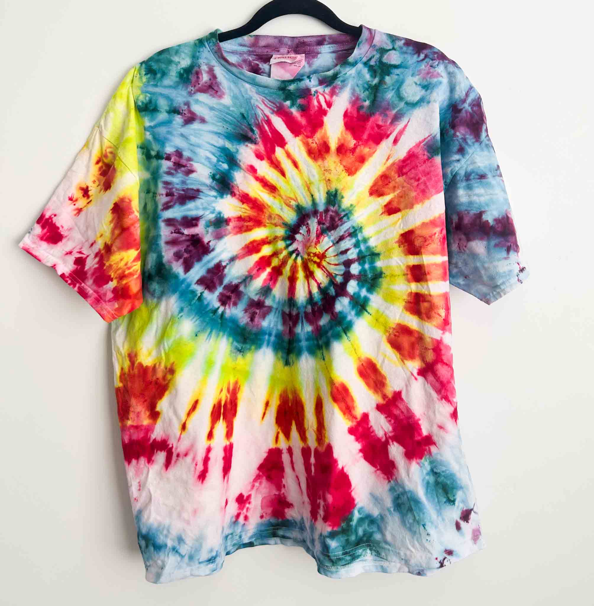 5 Tie Dye Folds Every Beginner Should Know (+ Video Guide) - PRACTICAL ...