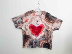 Heart Tie-Dye Tutorial: Easy Step-by-Step Heart Pattern - PRACTICAL ...